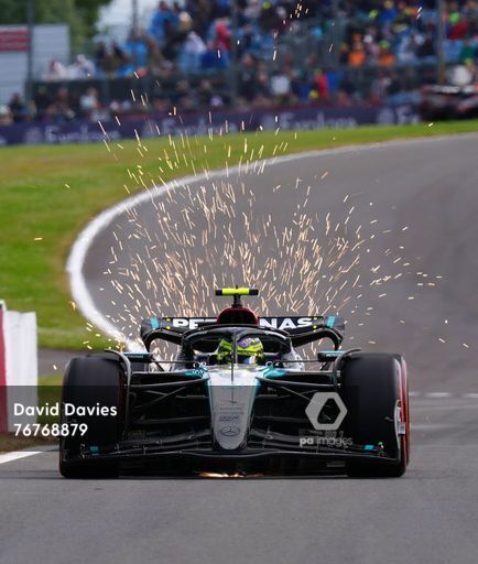 Lewis Hamilton 2024 Wallpaper